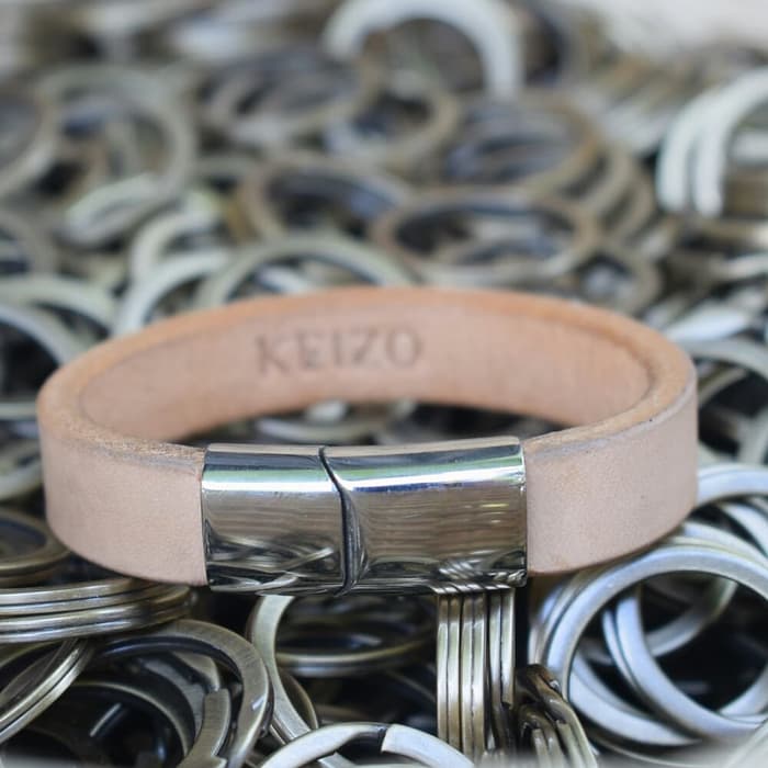 Gelang Kulit Simple VI Magnetic Snap – Keizo Leather